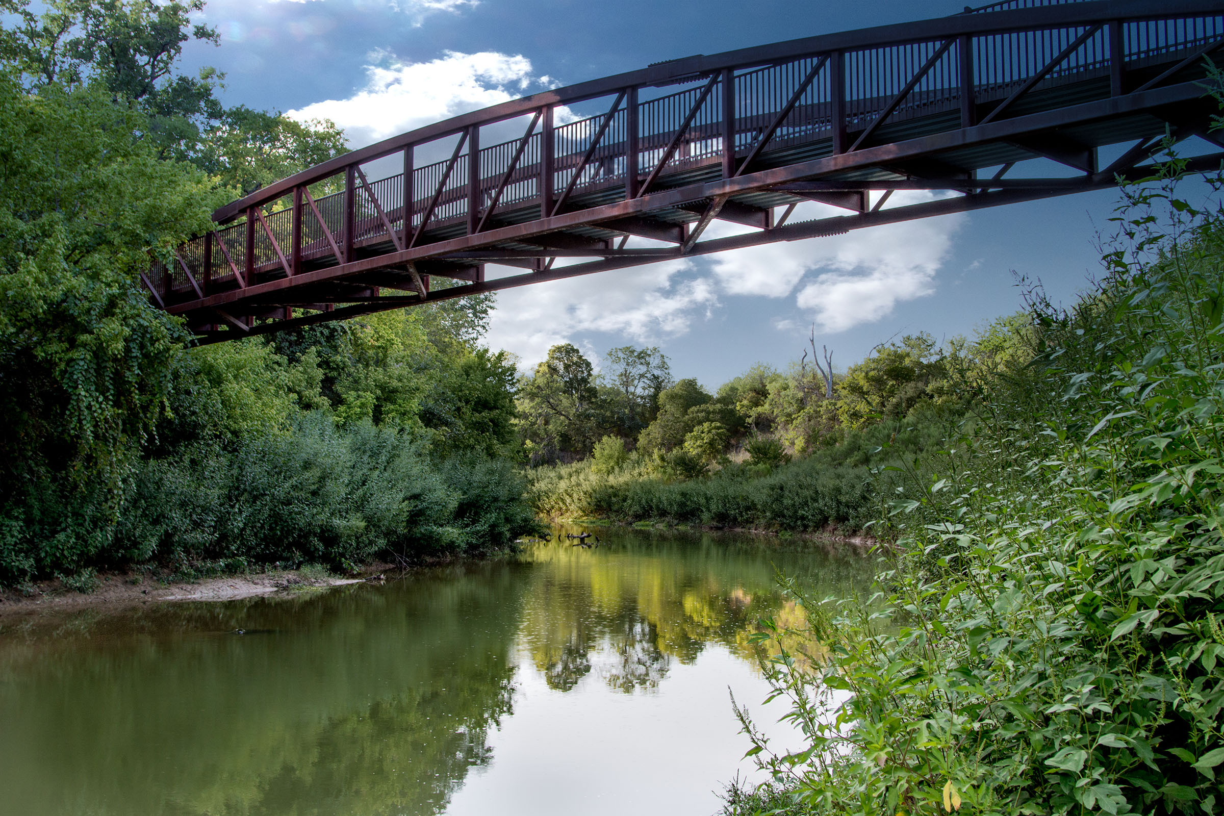 TrinityRiverBridge - River Legacy Nature Center
